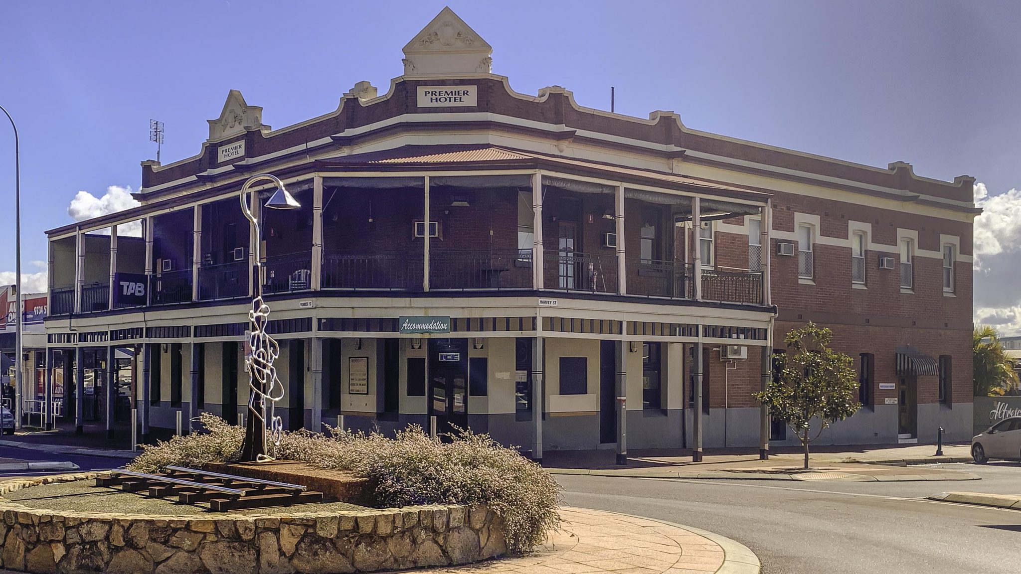 Premier Hotel Collie - Affordable Accommodation in the heart of Collie